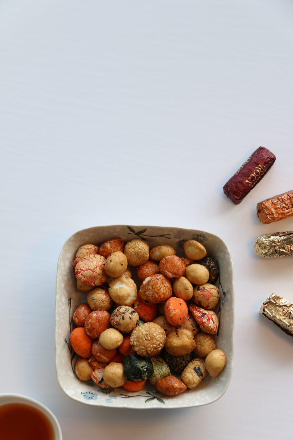 Popular Japanese Snacks: A Guide to the Best Bites from Japan